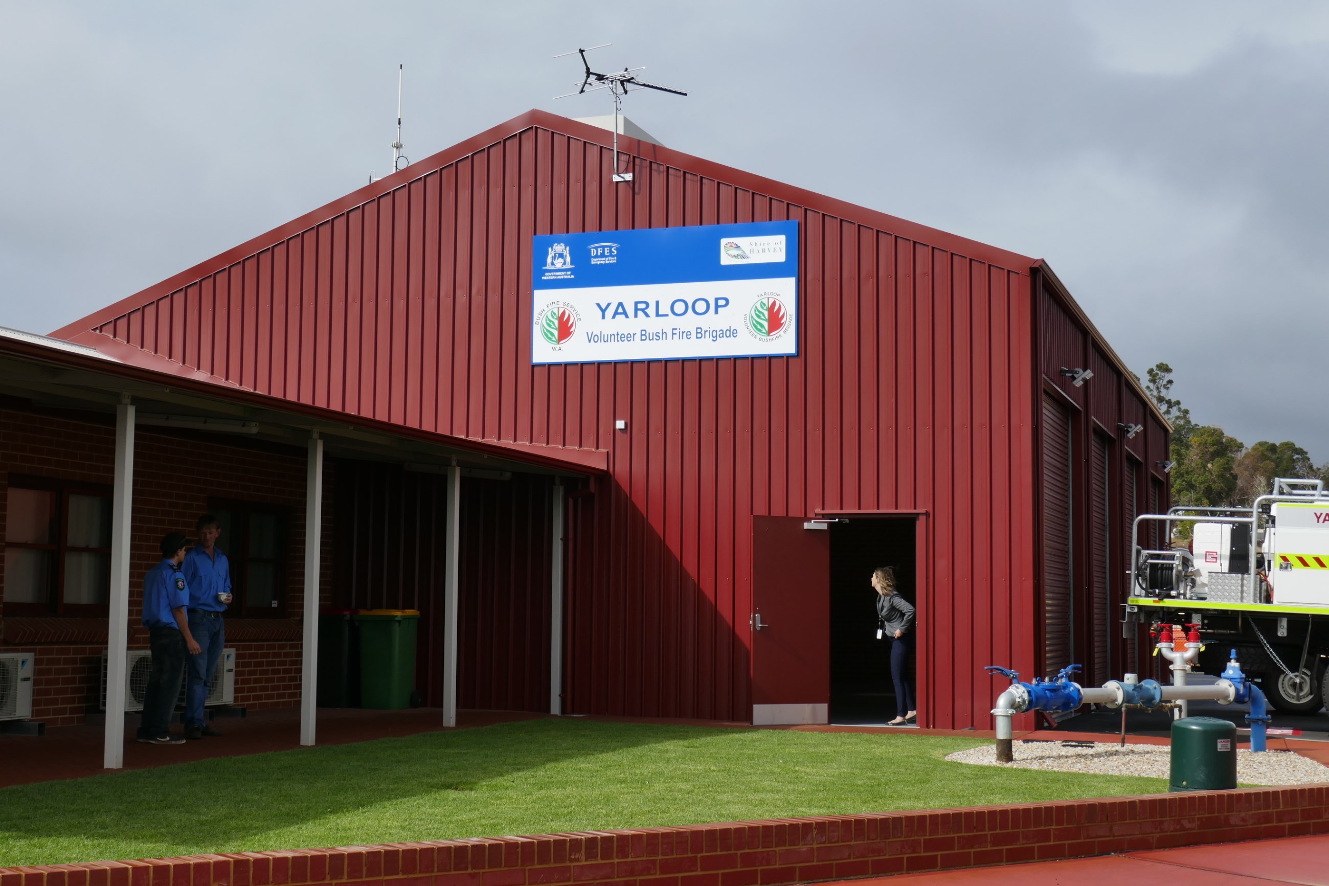 Yarloop Volunteer Bush Fire Brigade Station - MCG Architects